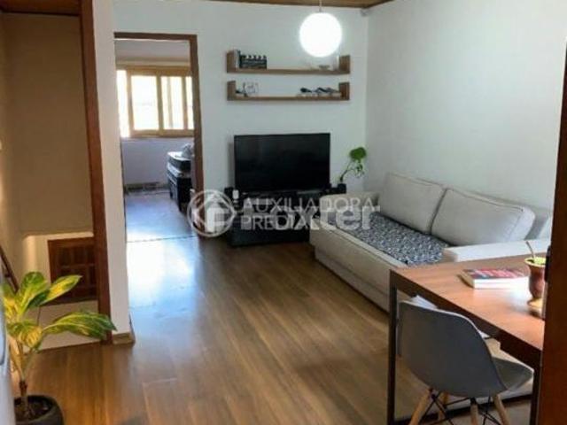 Casa, 3 dormitórios, 127 m², em Menino Deus
