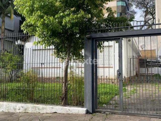 Casa, 3 dormitórios, 120 m², em Mont Serrat