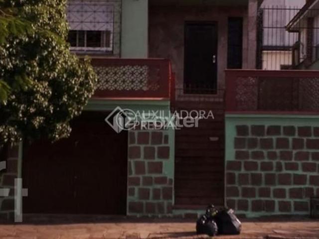 Casa, 3 dormitórios, 120 m², em Santana