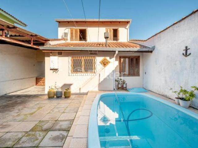 Casa, 3 dormitórios, 120 m², em Teresópolis