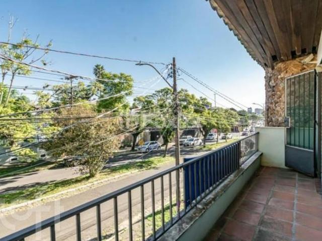 Casa, 3 dormitórios, 122 m², em São Geraldo