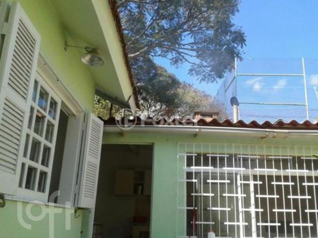 Casa, 3 dormitórios, 135.92 m², em Santa Tereza
