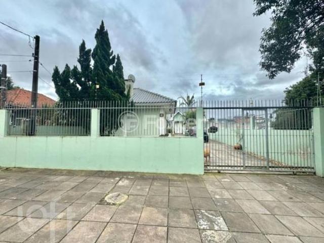 Casa, 3 dormitórios, 136 m², em Igara