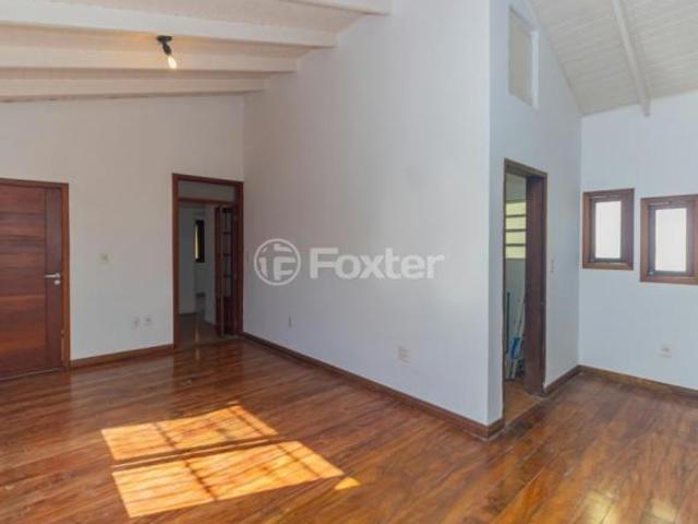 Casa, 3 dormitórios, 136 m², em Serraria