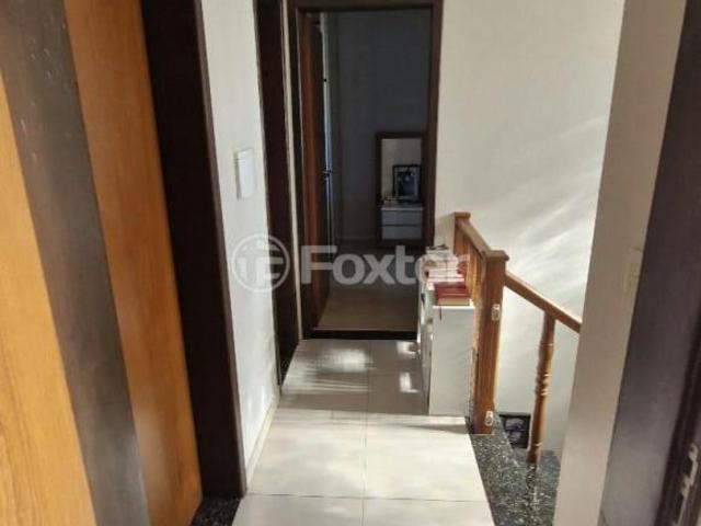 Casa, 3 dormitórios, 130 m², em Centro
