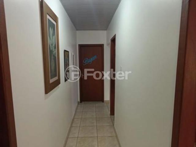 Casa, 3 dormitórios, 130 m², em Centro