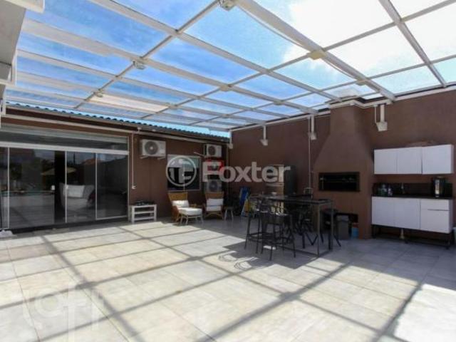 Casa, 3 dormitórios, 132 m², em Niterói