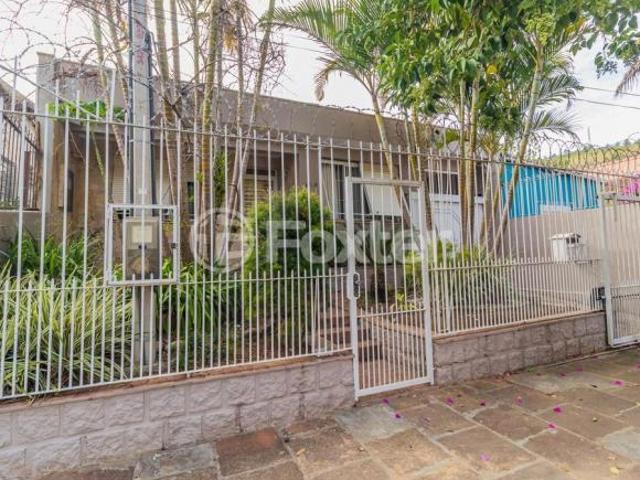 Casa, 3 dormitórios, 147.15 m², em Morro Santana