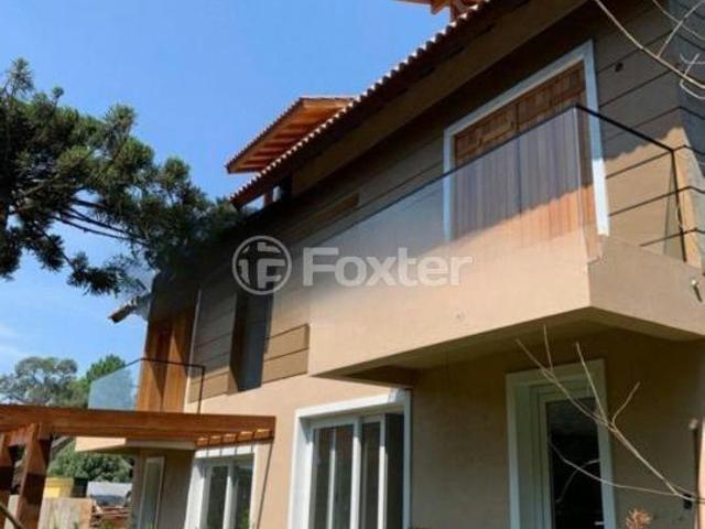 Casa, 3 dormitórios, 130 m², em Parque das Hortensias