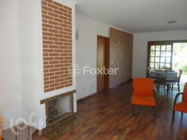 Casa, 3 dormitórios, 143 m², em Chapéu do Sol