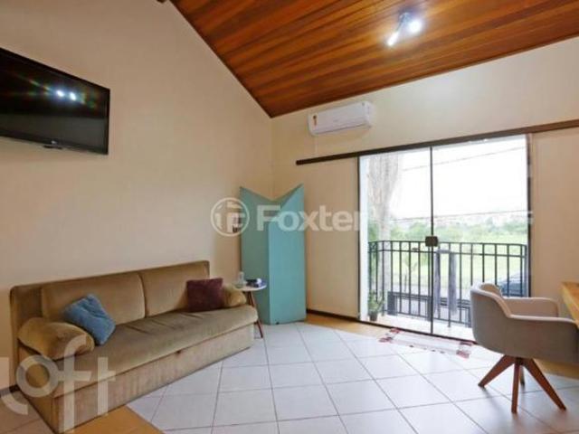 Casa, 3 dormitórios, 155 m², em Costa e Silva