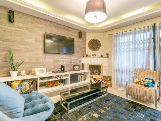 Casa, 3 dormitórios, 157.23 m², em Costa e Silva