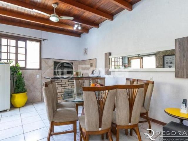 Casa, 3 dormitórios, 158 m², em Morro Santana