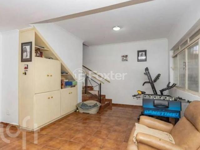 Casa, 3 dormitórios, 150 m², em Chácara Inglesa