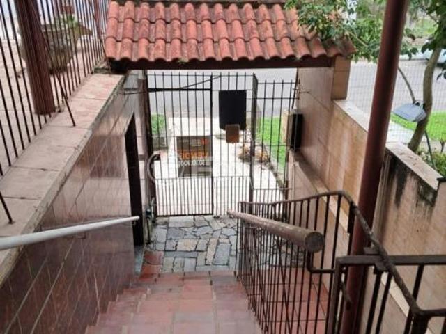 Casa, 3 dormitórios, 150 m², em Belém Novo