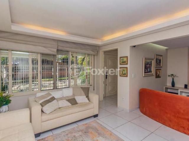 Casa, 3 dormitórios, 164.97 m², em Sarandi