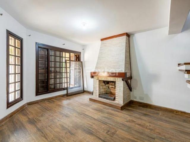Casa, 3 dormitórios, 167 m², em Guarujá