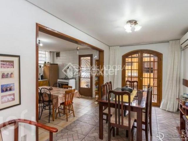 Casa, 3 dormitórios, 167.63 m², em Medianeira