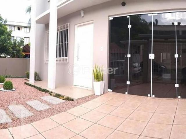Casa, 3 dormitórios, 160 m², em Rio Branco