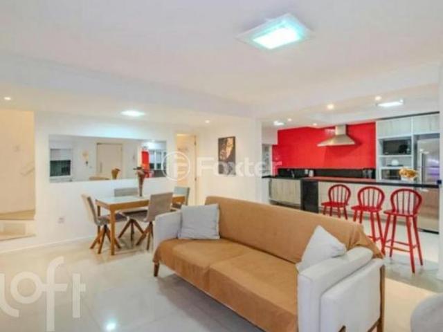 Casa, 3 dormitórios, 174 m², em Morro Santana