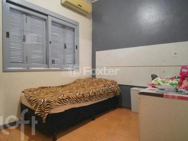 Casa, 3 dormitórios, 175 m², em Canudos