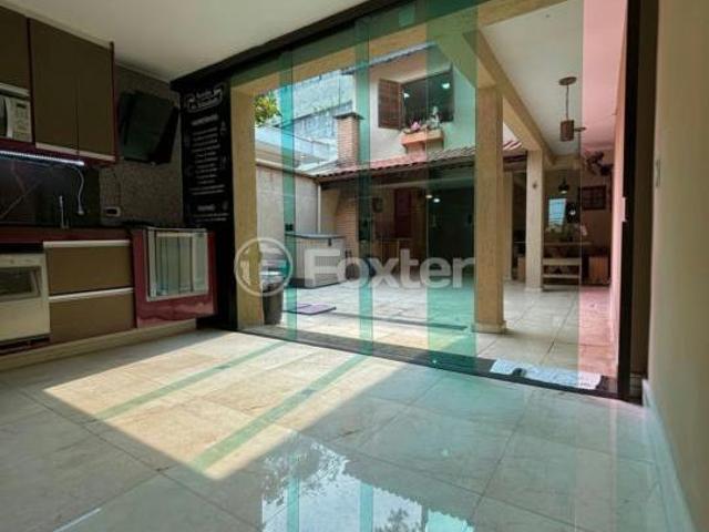 Casa, 3 dormitórios, 175 m², em Vila Albertina