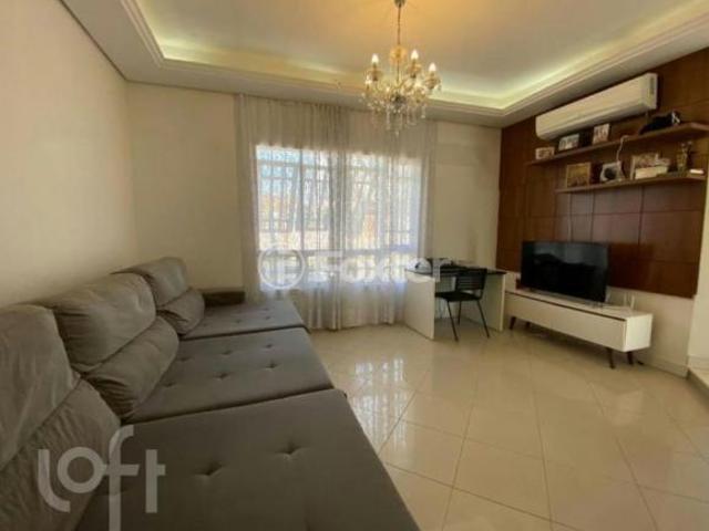 Casa, 3 dormitórios, 179 m², em Parque da Matriz