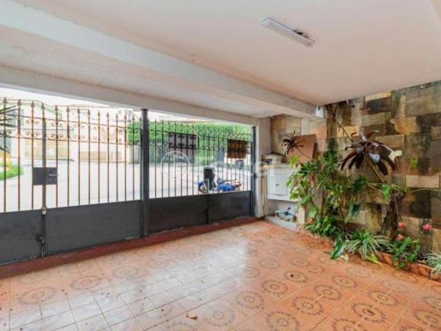 Casa, 3 dormitórios, 172 m², em Jardim Umuarama