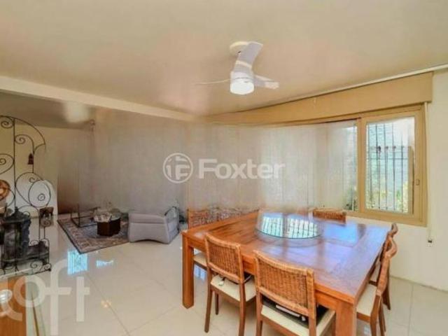 Casa, 3 dormitórios, 172 m², em Três Figueiras