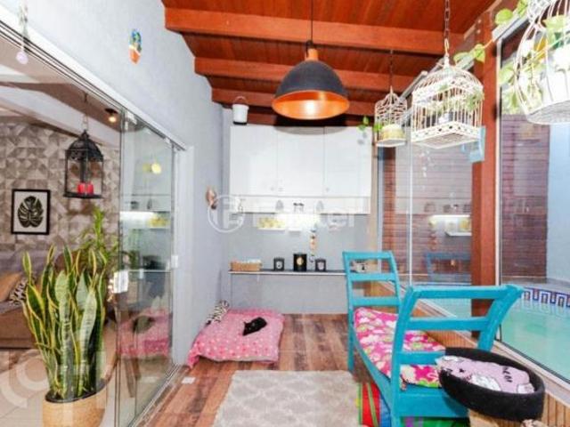 Casa, 3 dormitórios, 185 m², em Tristeza