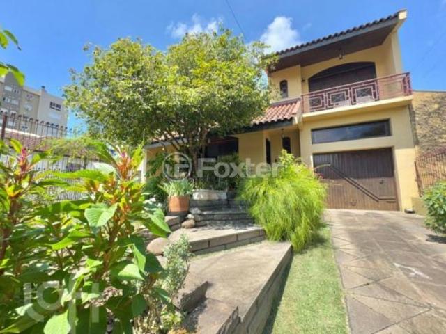 Casa, 3 dormitórios, 189 m², em Nossa Senhora das Graças