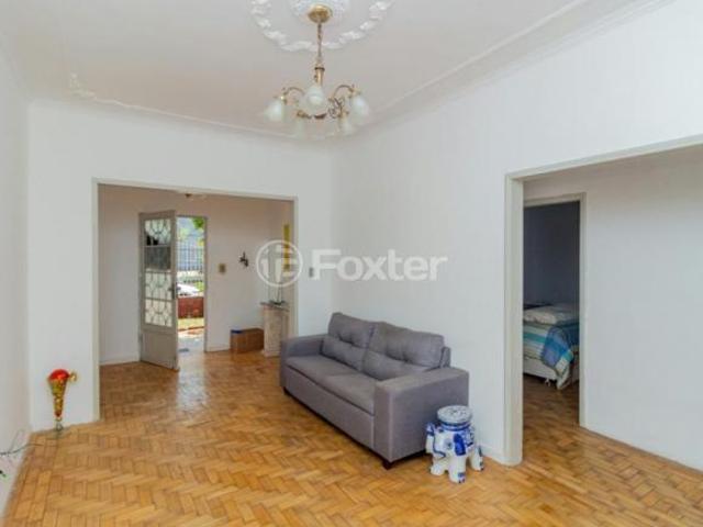 Casa, 3 dormitórios, 189 m², em São Geraldo