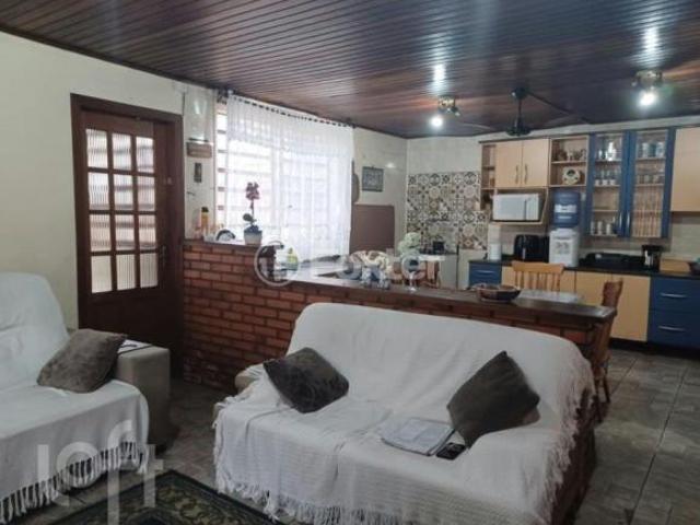 Casa, 3 dormitórios, 180 m², em Cavalhada