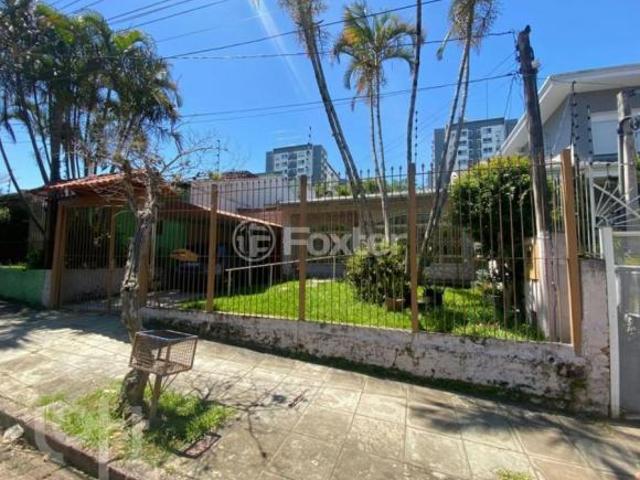 Casa, 3 dormitórios, 180 m², em Jardim do Salso