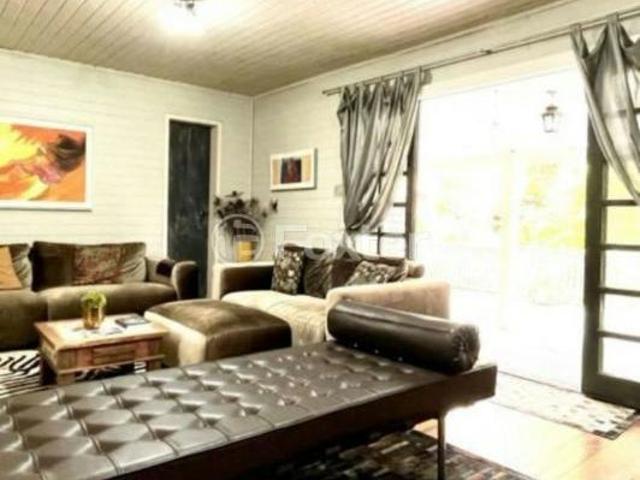 Casa, 3 dormitórios, 180 m², em Jardim dos Pinheiros II