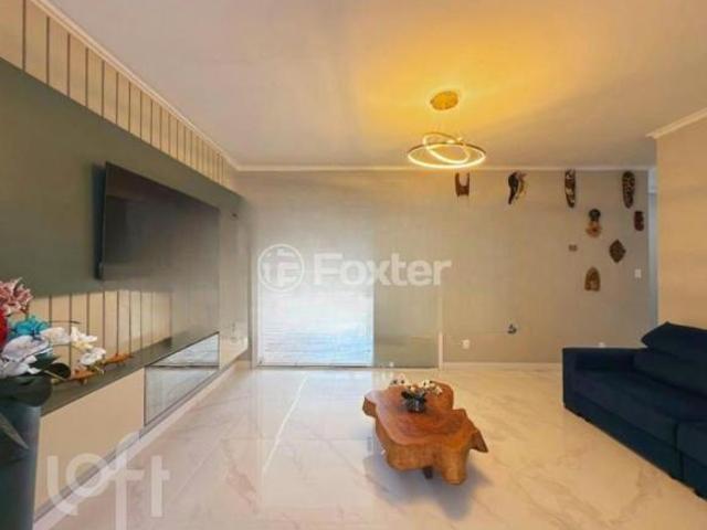 Casa, 3 dormitórios, 180 m², em Medianeira