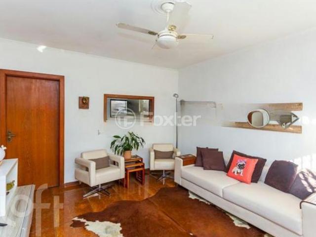Casa, 3 dormitórios, 180 m², em São Sebastião