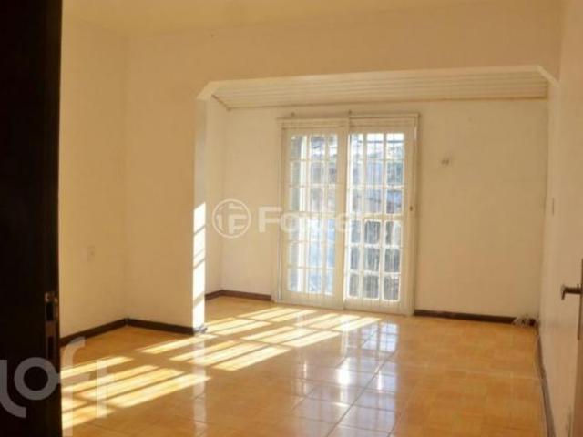 Casa, 3 dormitórios, 180 m², em Salgado Filho