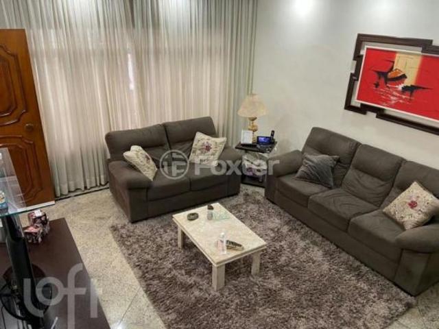 Casa, 3 dormitórios, 180 m², em Vila Ivone