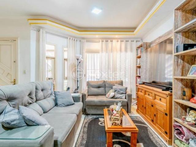 Casa, 3 dormitórios, 182.18 m², em Espírito Santo