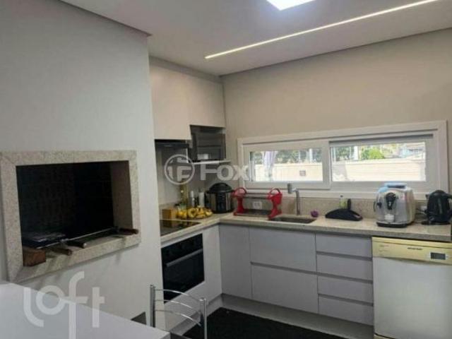 Casa, 3 dormitórios, 183 m², em Cristo Rei