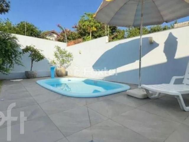 Casa, 3 dormitórios, 194.48 m², em Operário