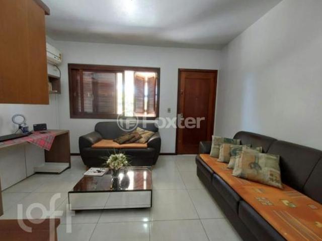Casa, 3 dormitórios, 196.28 m², em Petrópolis