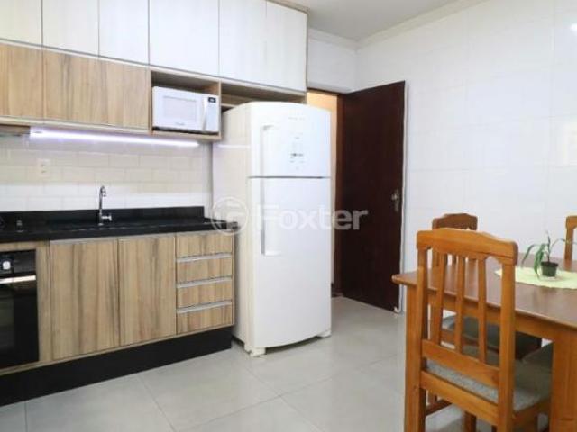 Casa, 3 dormitórios, 190 m², em Parque Ramos Freitas