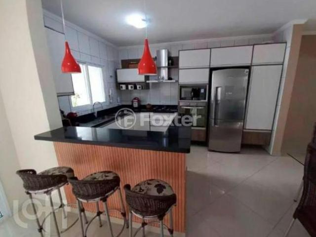 Casa, 3 dormitórios, 190 m², em Vila Linda