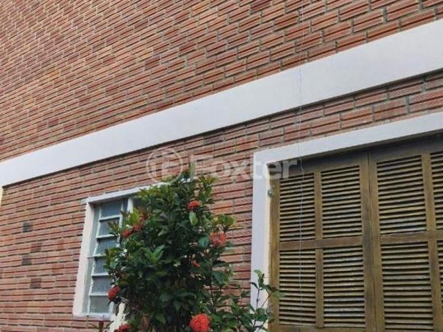 Casa, 3 dormitórios, 191.9 m², em Santa Teresa