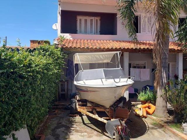 Casa 3 dormitórios, 1 suíte, 1 vaga, Bairro Parque da Matriz
