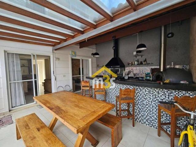 Casa 3 Dormitórios, 1 suíte, 2 vagas a venda por R$795.000,00 Condomínio Portal da Granja Granja