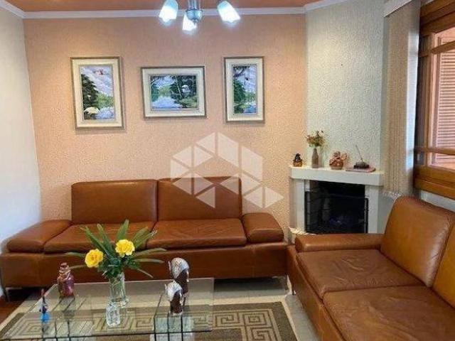 Casa 3 dormitórios, 1 suíte, 2 vagas Bairro Ipanema