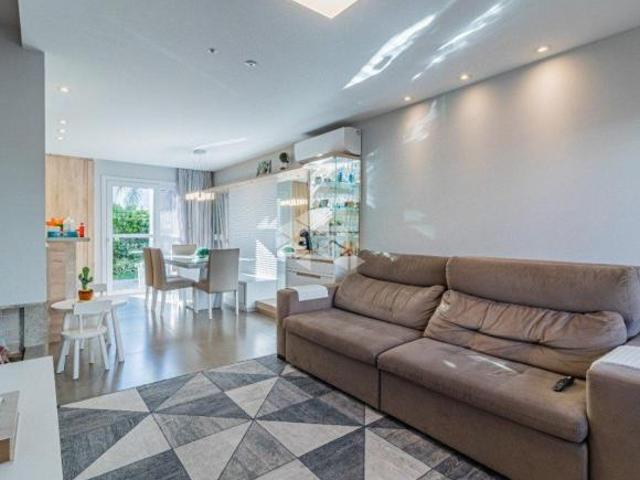 CASA 3 DORMITÓRIOS 1 SUITE 2 VAGAS DE GARAGEM